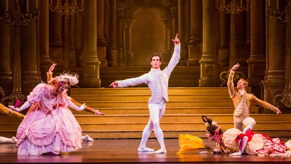 Alberto Velazquez | Joffrey Ballet