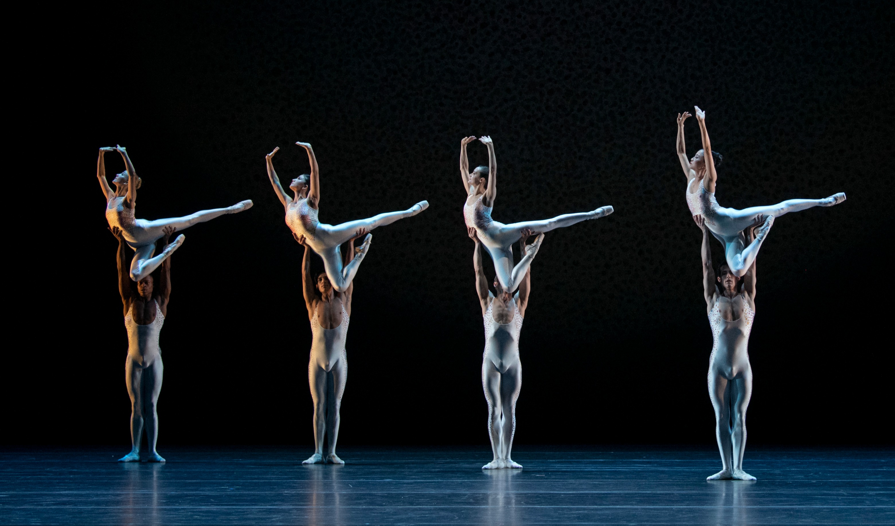 Hancher Auditorium | American Icons | Joffrey Ballet